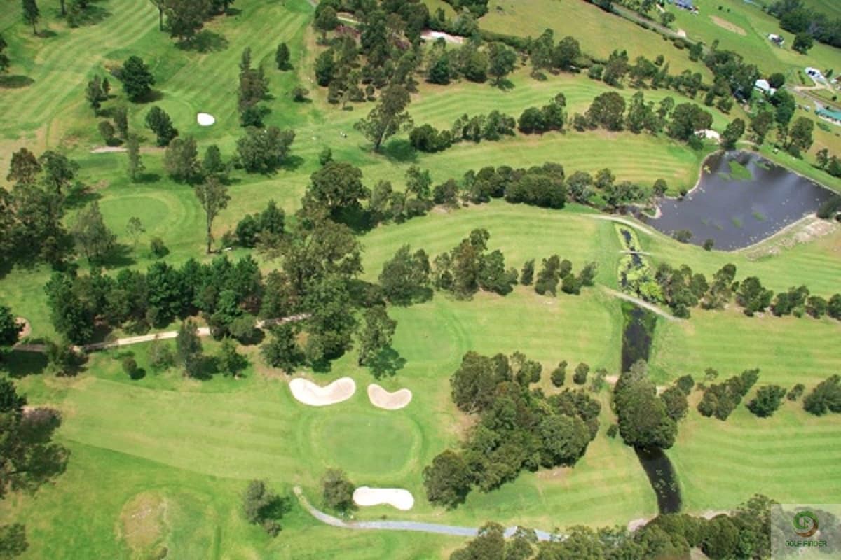 Kew Country Club
