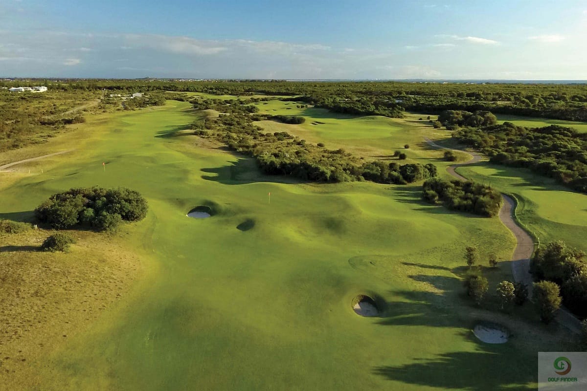 The Links Kennedy Bay